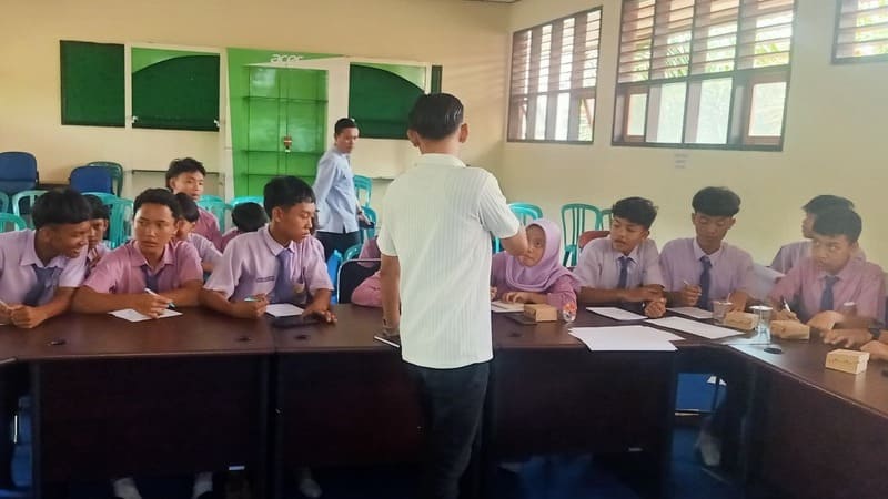 Bapak ibu guru yang bersemangat, bagaimana kita dapat membuat lingkungan sekolah menjadi lebih ...